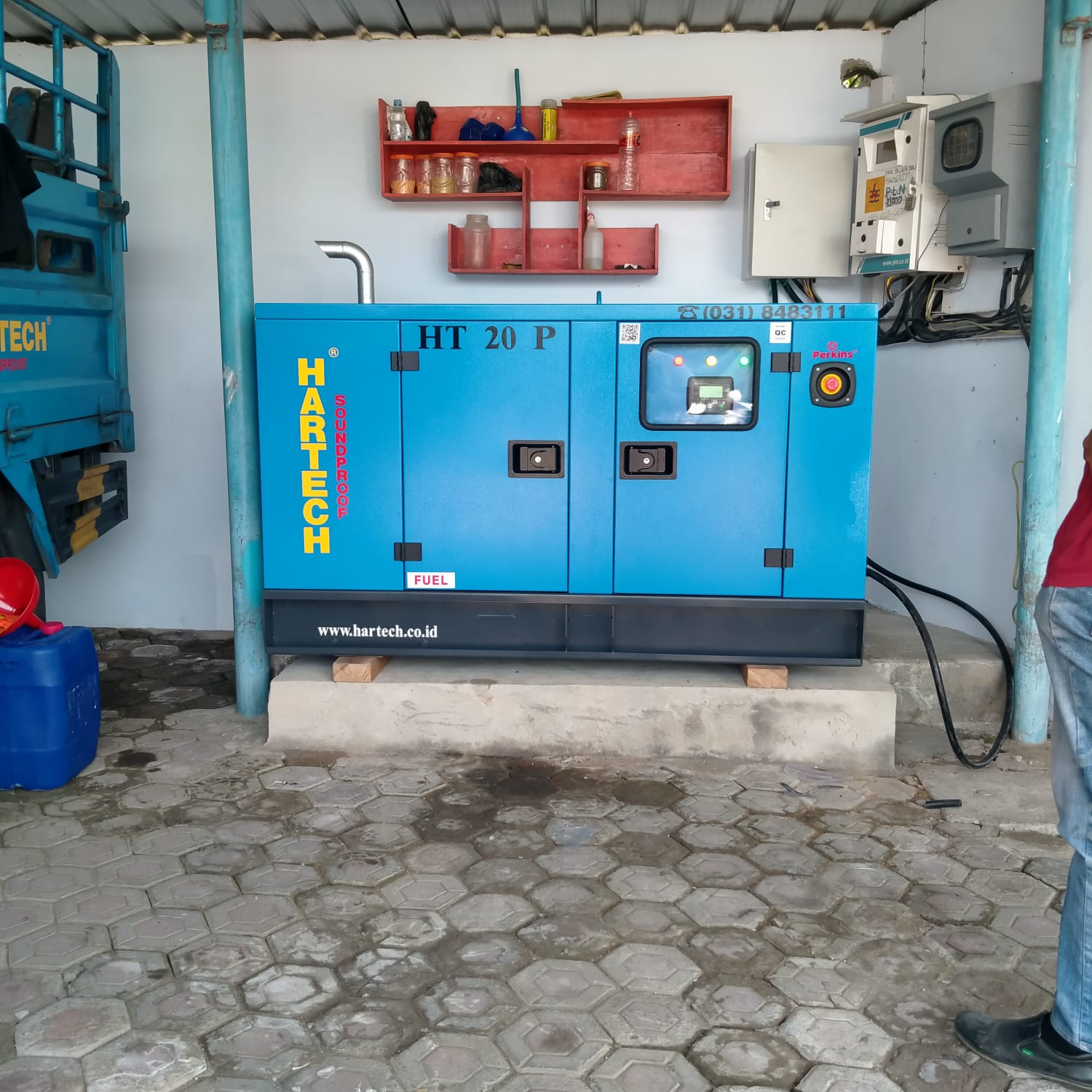 Genset Daya Besar untuk Pabrik - Hartech SBY