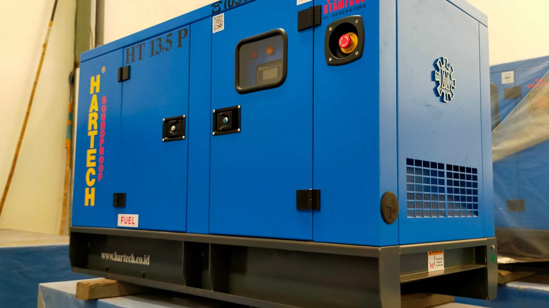 Genset Diesel Tipe Kontainer untuk Proyek Besar - Hartech SBY